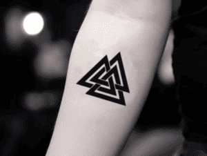 Three Triangle Tattoo Meaning & Symbolism (Christianity) Valknut Tattoo