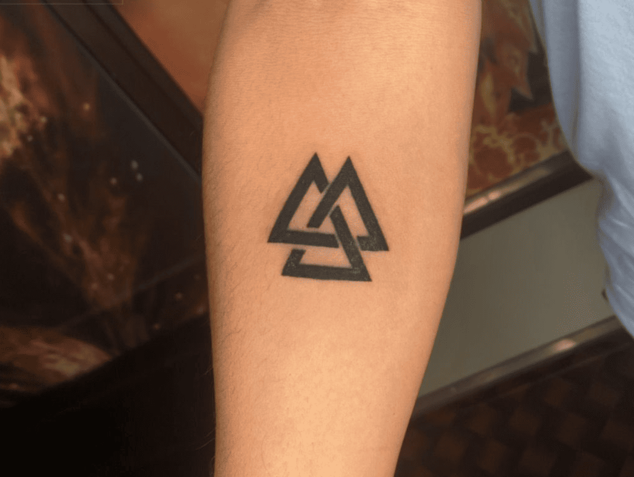 Three Triangle Tattoo Meaning & Symbolism (Christianity) Valknut Tattoo